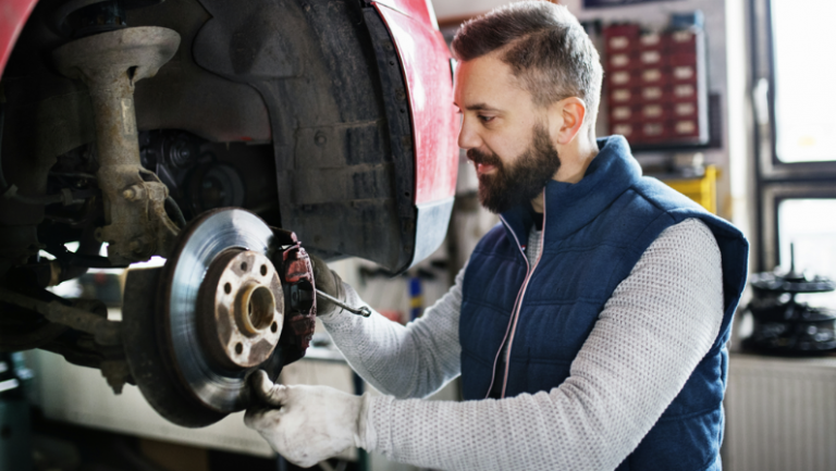 Brake Problems: Warning Signs You Should Never Ignore | Carhub