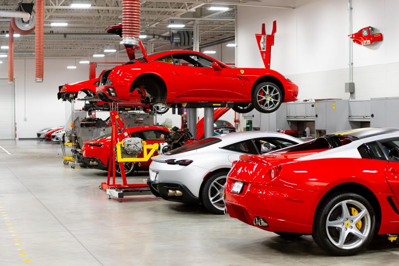 Centre de pièces et d'accessoires de Ferrari à Montréal, Québec