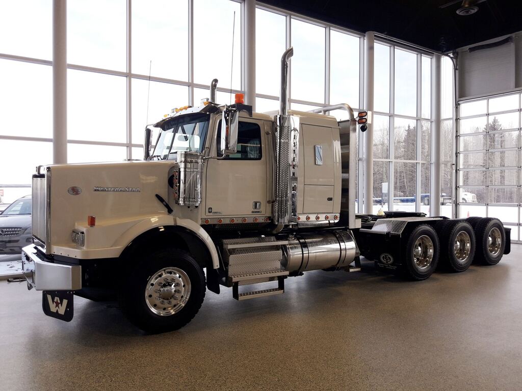 Trailer & Heavy Truck Sales Near Red Deer, AB | Trailer & Truck Dealer