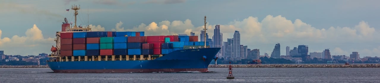 How to Load a Shipping Container Onto a Trailer - Edmonton Trailer